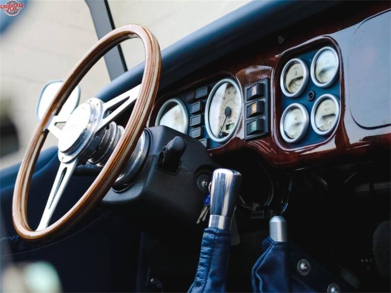 The Timeless Charm of the 2005 Morgan Roadster — Woodside Credit